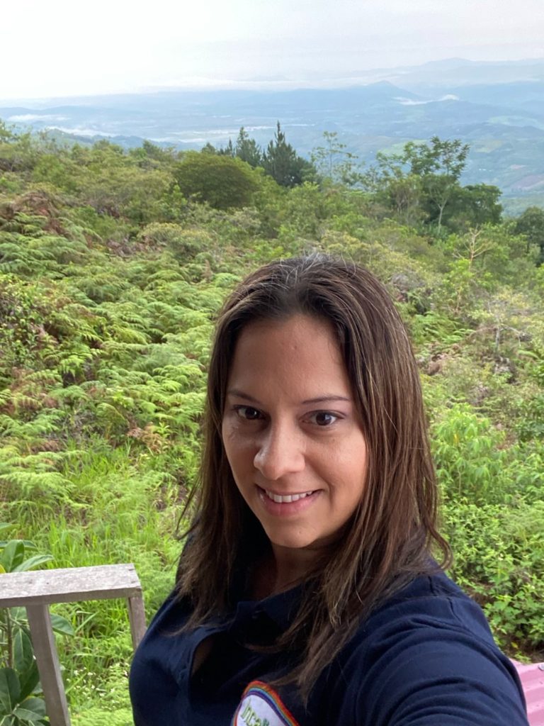 Daniela Velarde - Incaliving